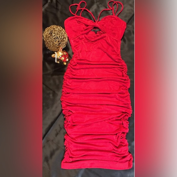 Dresses | Lady In Red Scrunch Dress | Poshmark